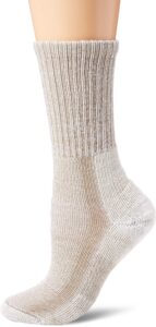 thorlos women's lthw max cushion hiking crew socks, khaki, small