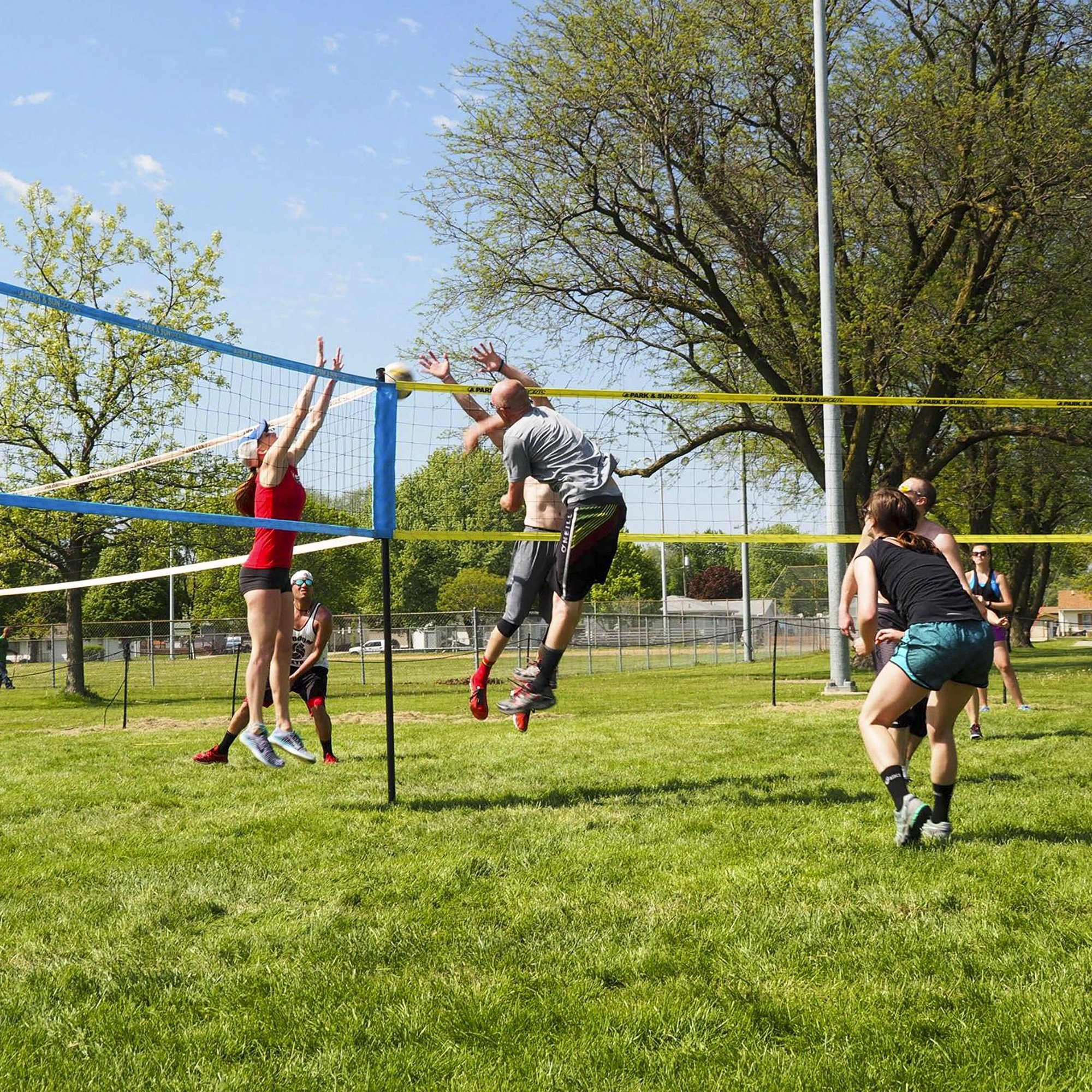 Park & Sun Sports Tri-Ball Volleyball: Portable Outdoor 3-Way Net System, Professional Series