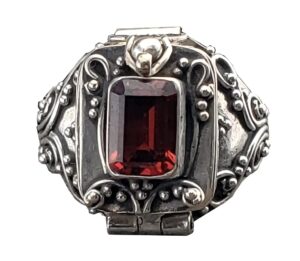 sterling silver garnet poison box locket ring size 8(sizes 4,5,6,7,8,9,10)