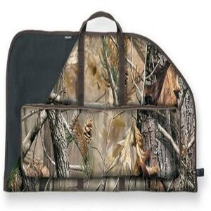 bulldog cases deluxe bow case w/ 36" quill pocket, camouflage/black (ar-120)