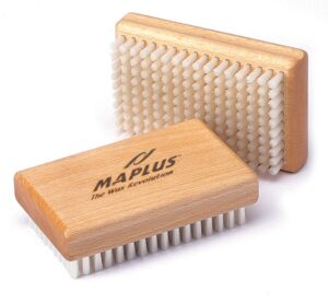 maplus hard nylon ski & snowboard brush