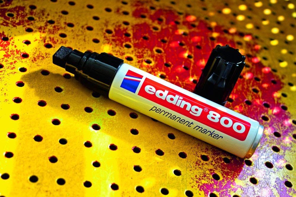 edding 800 permanent marker - red - 1 pen - chisel nib 4-12 mm - for bold markings - waterproof, quick-drying, smear-proof pens - for cardboard, plastic, wood, metal, glass and fabric