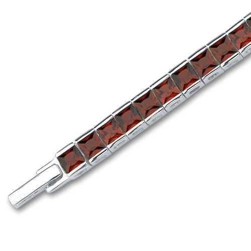 PEORA Garnet Tennis Bracelet in Sterling Silver, 16.75 Carats total Princess Cut, 7 1/4 inch length