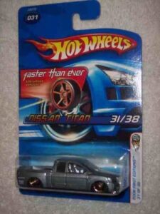 hot wheels 2006 first editions -#31 nissan titan silver fte wheels #2006-31 collectible collector car mattel 1:64 scale