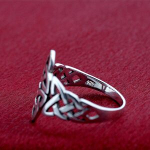 Gem Avenue 925 Sterling Silver Triquetra Celtic Knot Design Ring for Women Size 9