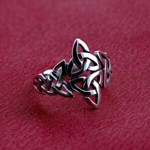 Gem Avenue 925 Sterling Silver Triquetra Celtic Knot Design Ring for Women Size 9