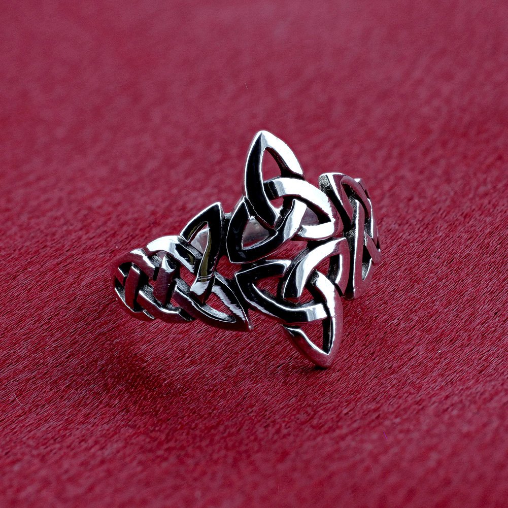 Gem Avenue 925 Sterling Silver Triquetra Celtic Knot Design Ring for Women Size 9