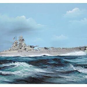 Trumpeter French Navy Richelieu Battleship 1946 (1/700 Scale)