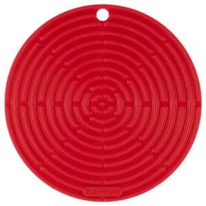 le creuset silicone round cool tool, 8", cerise