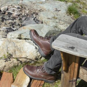 Irish Setter, Soft Paw, Men’s, Waterproof, Full Grain Leather, Chukka Shoe, Brown (P), 8.5 EE (Wide)