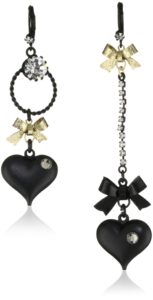 betsey johnson mismatch bubble heart earrings