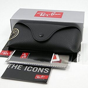 Ray-Ban RB3025 Aviator Sunglasses.