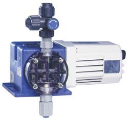 pulsafeeder 30 gpd / 100 psi chem-tech metering pump