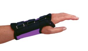 rolyan purple d-ring left wrist brace, size small fits wrists 5.75"-6.5", wrist brace 6.5" long with straps and d-ring connectors to secure and stabilize hands and wrists and provide comfort