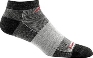 darn tough run/bike no show ultralight sock - men's charcoal large