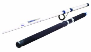 okuma fishing tu-150 tundra 15-foot 3-piece surf/pier spinning rod (large, white/blue)