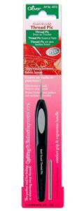 clover soft touch thread pic- black, 121