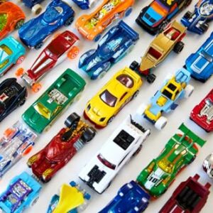 Hot Wheels Toy Trucks & Cars, 50-Pack, Set of 50 1:64 Scale Individually Packaged Vehicles, Instant Collection (Styles May Vary) (Amazon Exclusive)