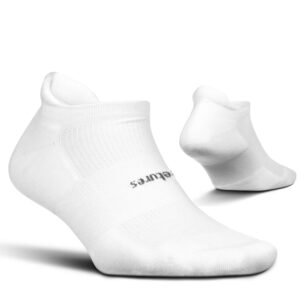 feetures high performance cushion ankle sock - no show socks for women & men with heel tab - white, s (1 pair)