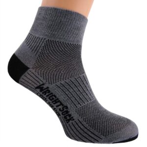 wrightsock coolmesh ii quarter blister free socks - lightweight breathable women men running hiking travel grey, medium