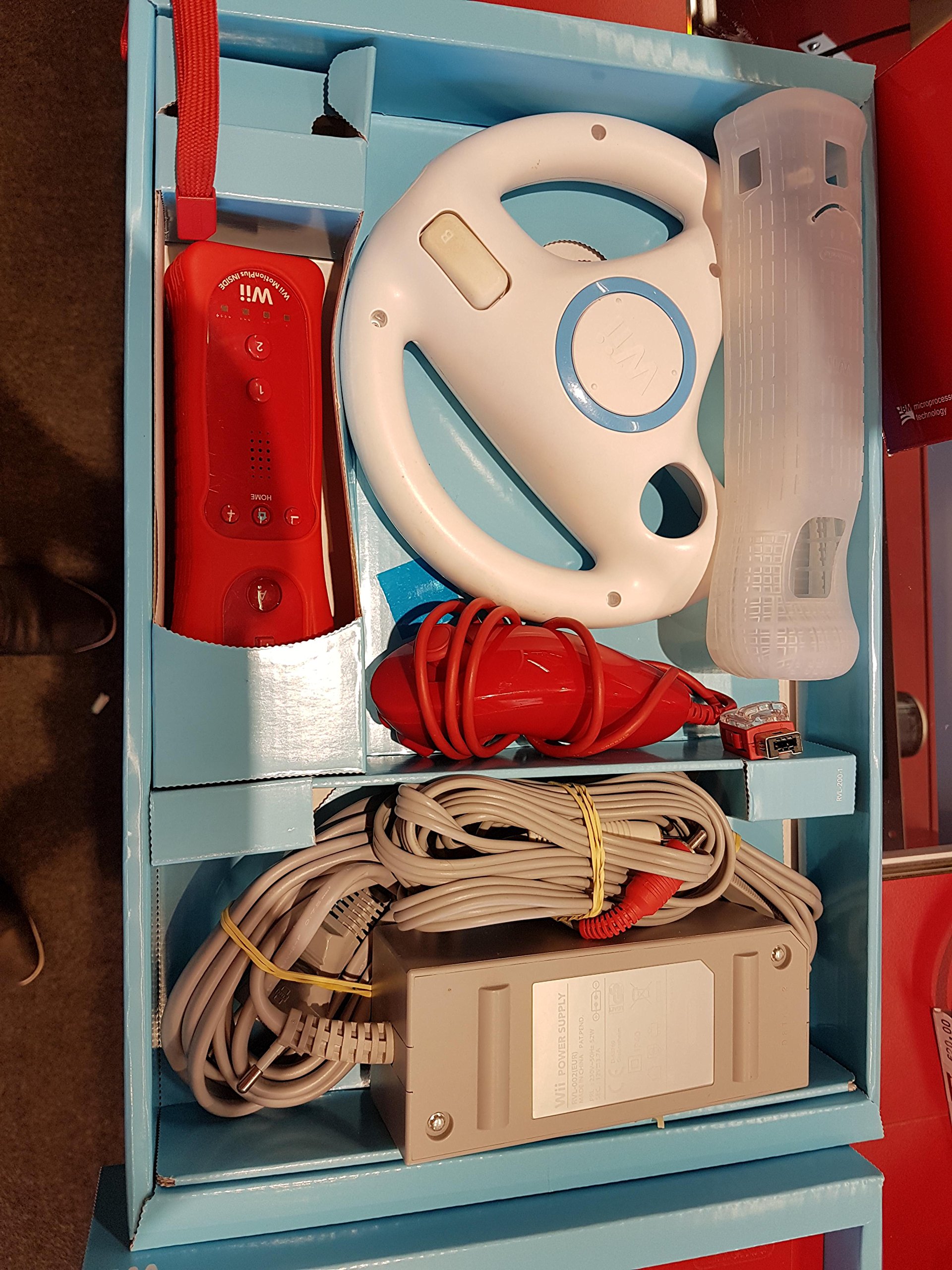 Nintendo Wii Console (Red)