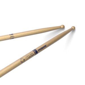 promark scott johnson hickory signature marching snare drum sticks - firegrain for playing harder, longer - no excess vibration - lacquer finish, large round tip, hickory wood - 1 pair