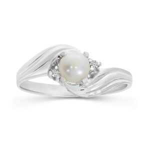 direct-jewelry 10k white gold freshwater cultured pearl and diamond ring (size 4.5)