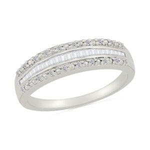 10kt white gold baguette and round diamond anniversary ring (1/4 cttw) ,size8