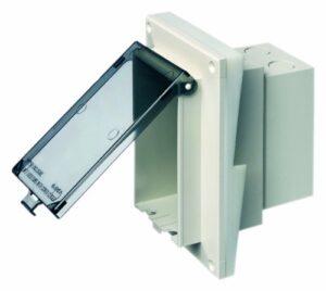 arlington dbvr141c-1 low profile in box electrical box with weatherproof cover for retrofit siding construction, 1/2-inch lap, vertical, clear