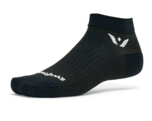 swiftwick- performance one golf & running socks (black, large)