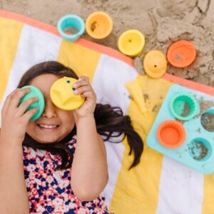 Melissa & Doug Sunny Patch Seaside Sidekicks Sand Cupcake Play Set - Toddler Beach Toys, Outdoor Toys For Sandbox, Sand Toys For Toddlers And Kids Ages 3+