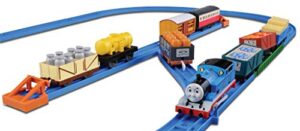 tomica prarail thomas & friends train freight loading set (model train)