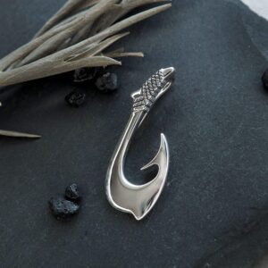 Hawaiian Silver Jewelry Medium Fish Hook Silver Pendant – Premium Sterling Silver Jewelry Hooks – Superb Realistic Design – Modern and Unique – Ideal Present Choice for Men and Women