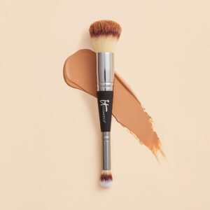 IT Cosmetics Heavenly Luxe Complexion Perfection Brush #7 - Foundation & Concealer Brush in One - Soft Bristles - Pro-Hygienic & Ideal for Sensitive Skin Multicolor