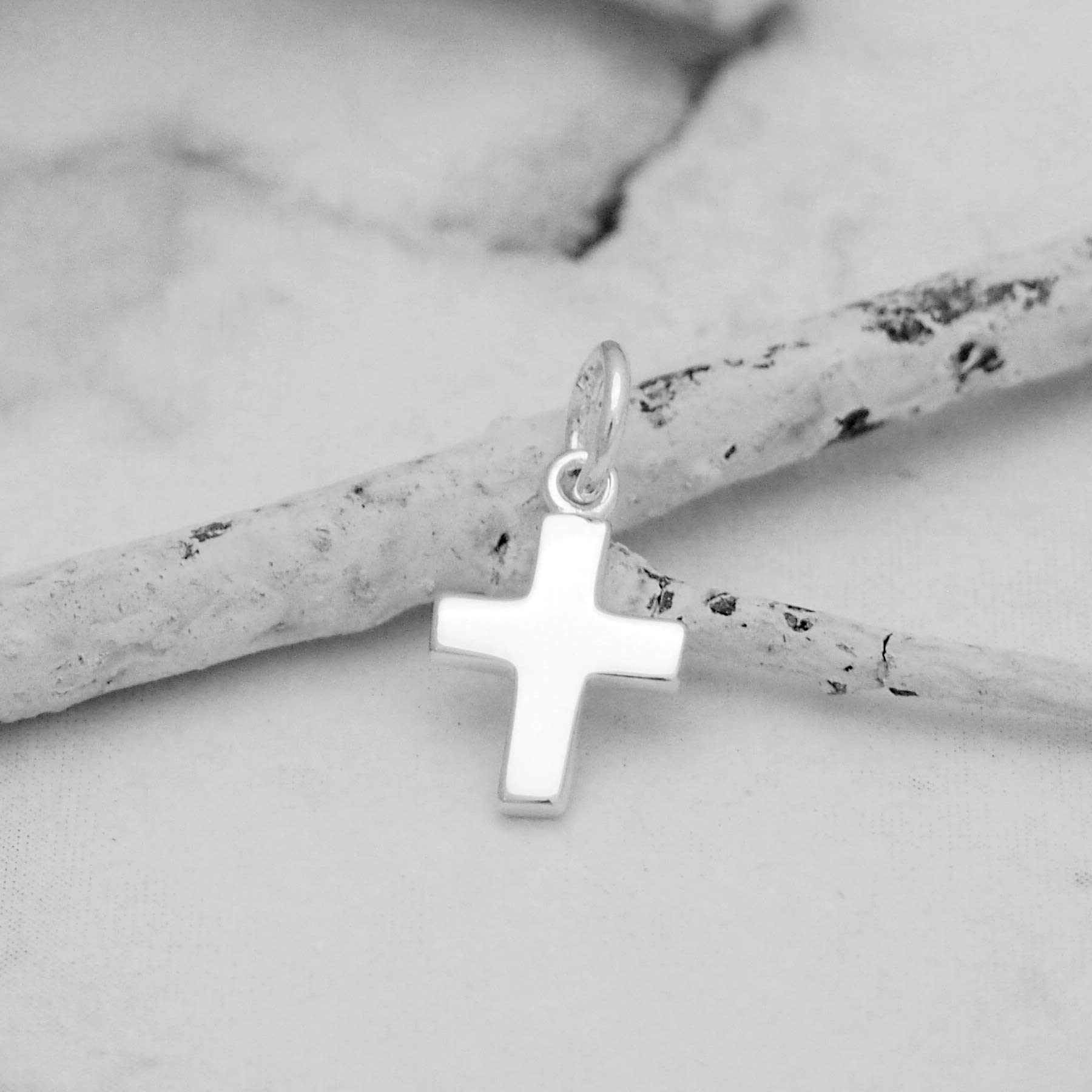 Hawaiian Silver Jewelry Cross Charm – Mini Cross Charm Pendant for Necklace, Bracelet, Jewelry – Premium 925 Sterling Silver – High Polished Silver Cross Pendant