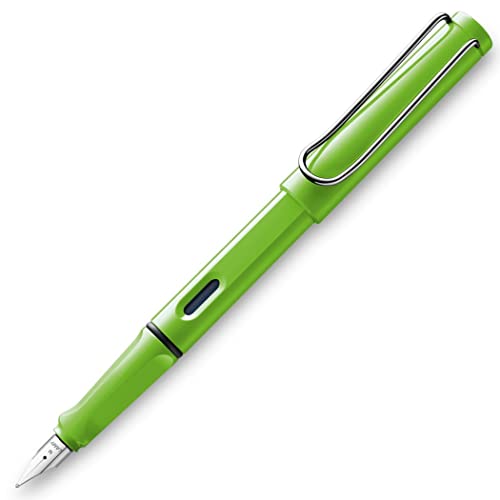 Lamy Safari Green Fountain Pen, Medium Nib