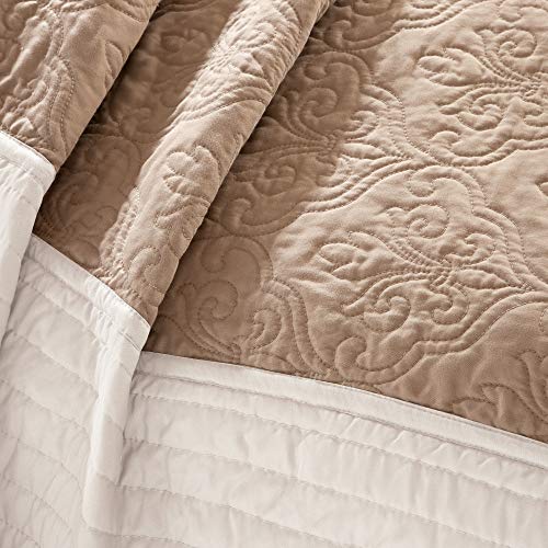 Madison Park Attingham Reversible Quilt Set - All Season Breathable Coverlet, Lightweight Cozy Bedding Layers, Matching Shams, King/Cal King(104"x94"), Beige Multi 7 Piece