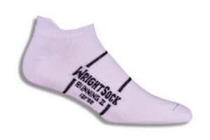 wrightsock unisex running ii tab socks | guaranteed blister free | women & men | perfect for marathons | eco friendly recycled polyester, white/small