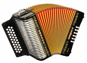 hohner 3523gb 15.5-inch 43-key accordion