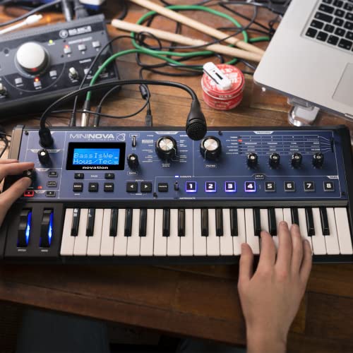 Novation MiniNova analogueue Modeling Sythesizer (NOVSYNTH02UKEU)