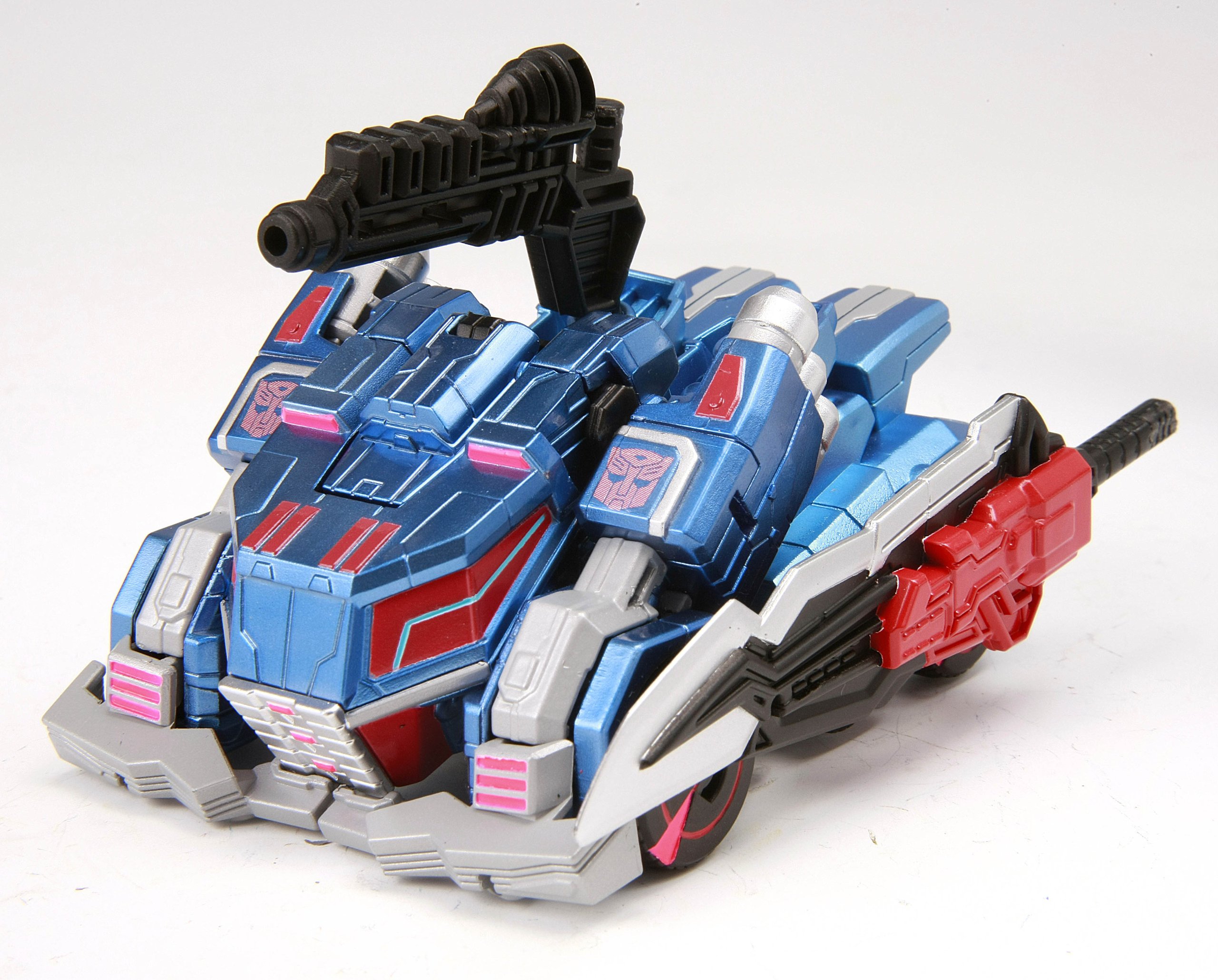 Takara Tomy Transformer TF Generations TG11 Ultra Magnus