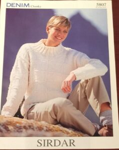 sirdar leaflet 5807 ladies pullover