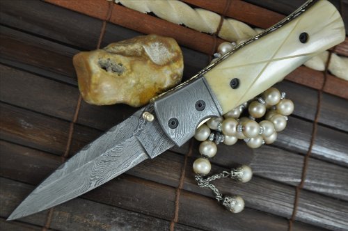 Perkin Knives - Handcrafted Damascus Hunting Knife - Folding Knife