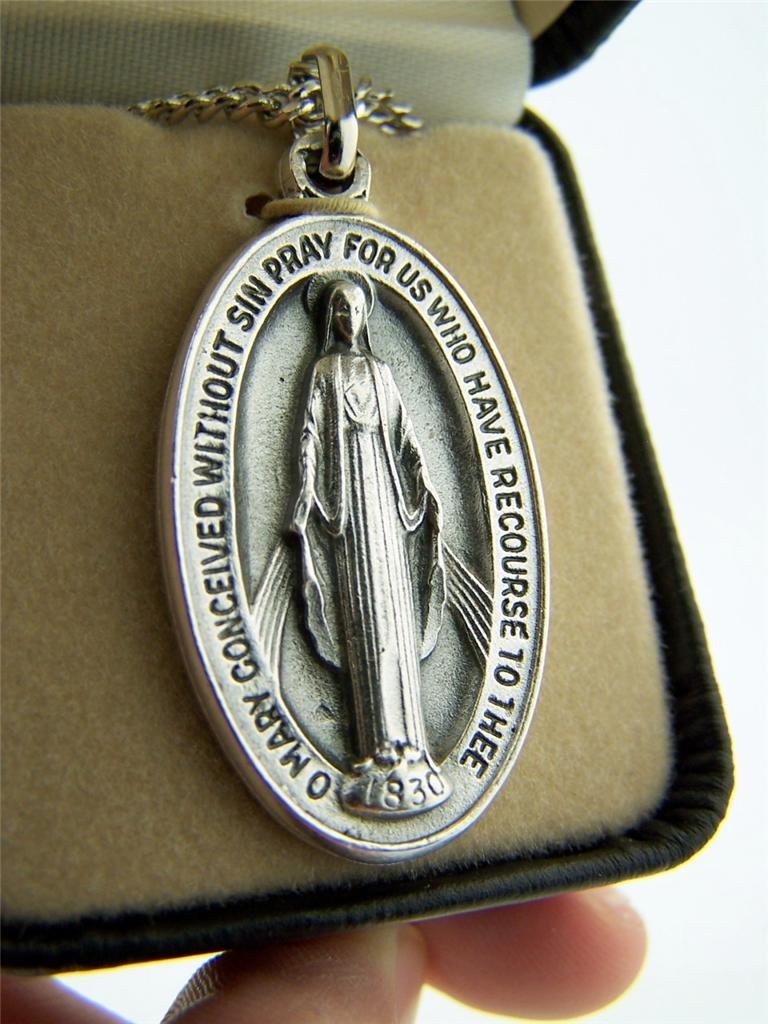 CB Silver Toned Base Oval Virgin Mother Mary Madonna Medal, 1 1/2 Inch