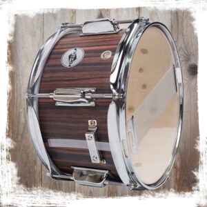 GRIFFIN Firecracker Snare Drum | Acoustic Popcorn 10" x 6" Poplar Mini Wood Shell & Black Hickory PVC | Concert Marching Percussion Musical Instrument with Deluxe Snare Throw Off, Drummers Key & Head