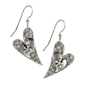 silver forest hammered heart dangle earrings ne-0395