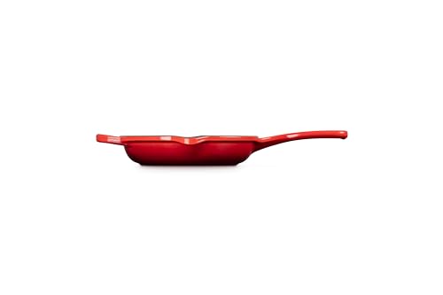 Le Creuset Enameled Cast Iron Signature Iron Handle Skillet, 6.33" (1/2 qt.), Cerise