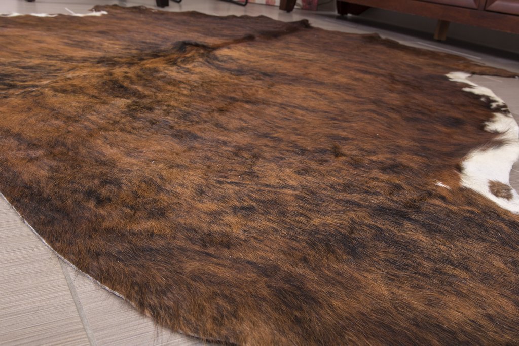 rodeo Cowhide Rug, Dark Brindle: medium (5X7)