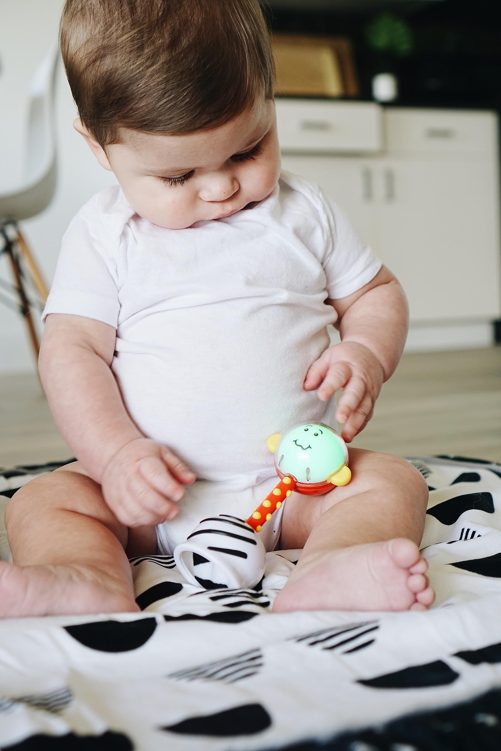 SmartNoggin NogginStik Developmental Light-Up Rattle for Infants up to 12 months