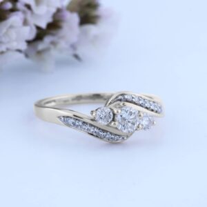 Dazzlingrock Collection 0.50 Carat (Cttw) 14K Diamond Women Swirl 3 Stone Engagement Ring 1/2 CT, White Gold, Size 6.5